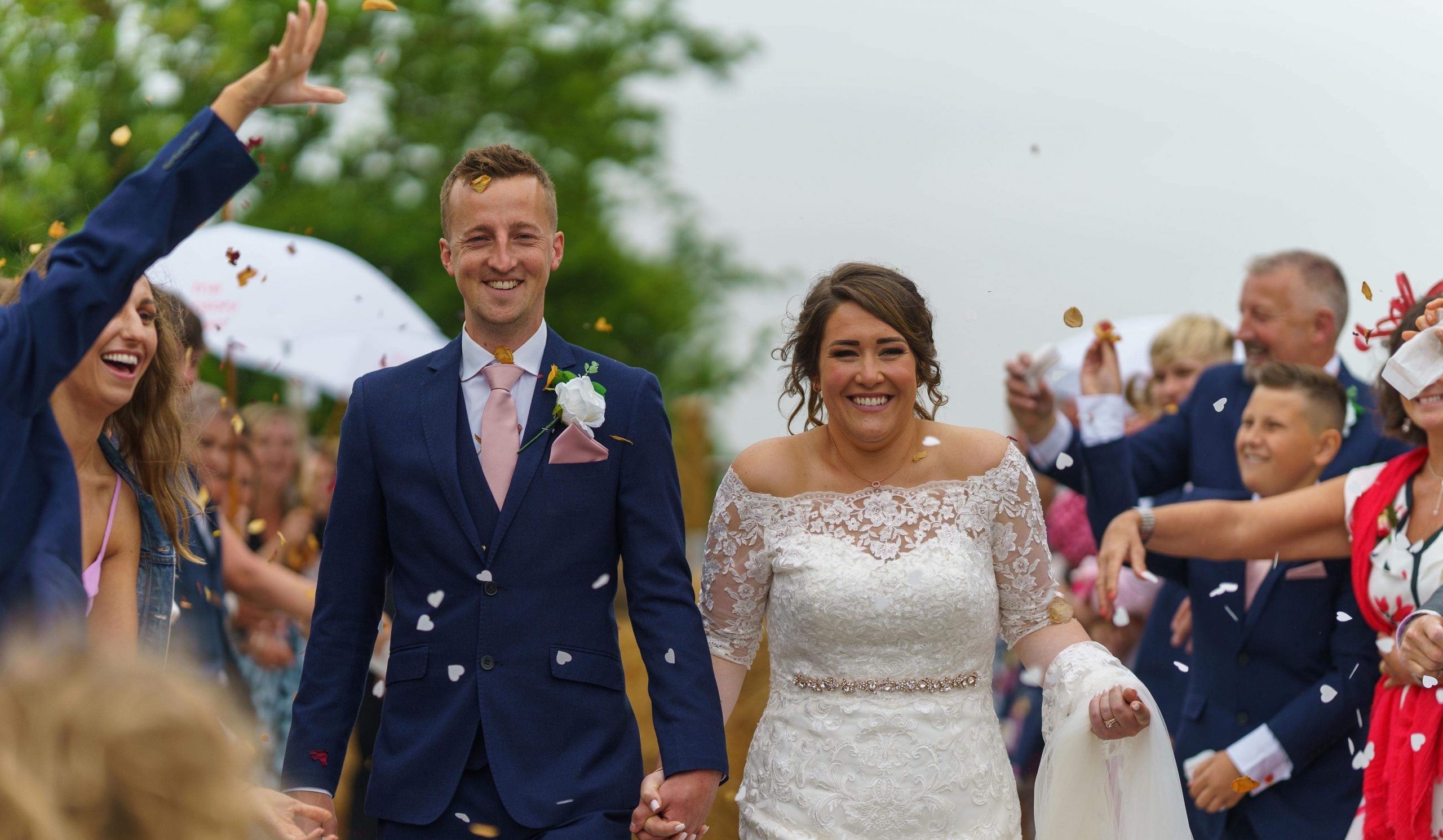 Demelza and Scott: A Rustic Barn Wedding - Stennack Farm Wedding Venue ...
