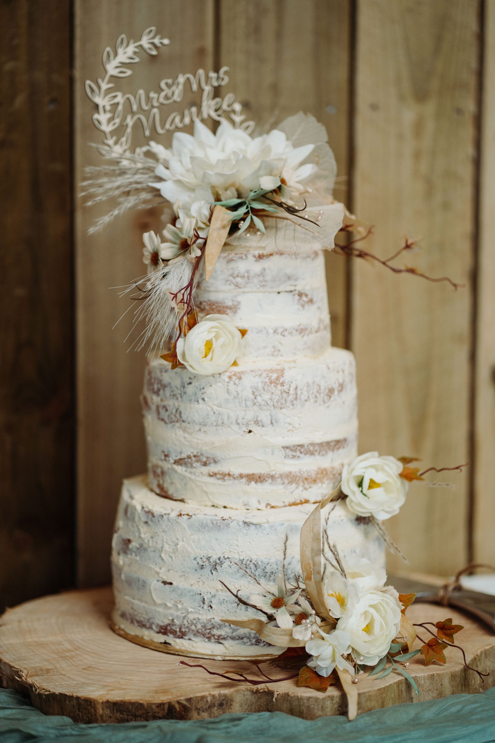 Charlotte and Gareth: With a Little Help from Family and Friends ...